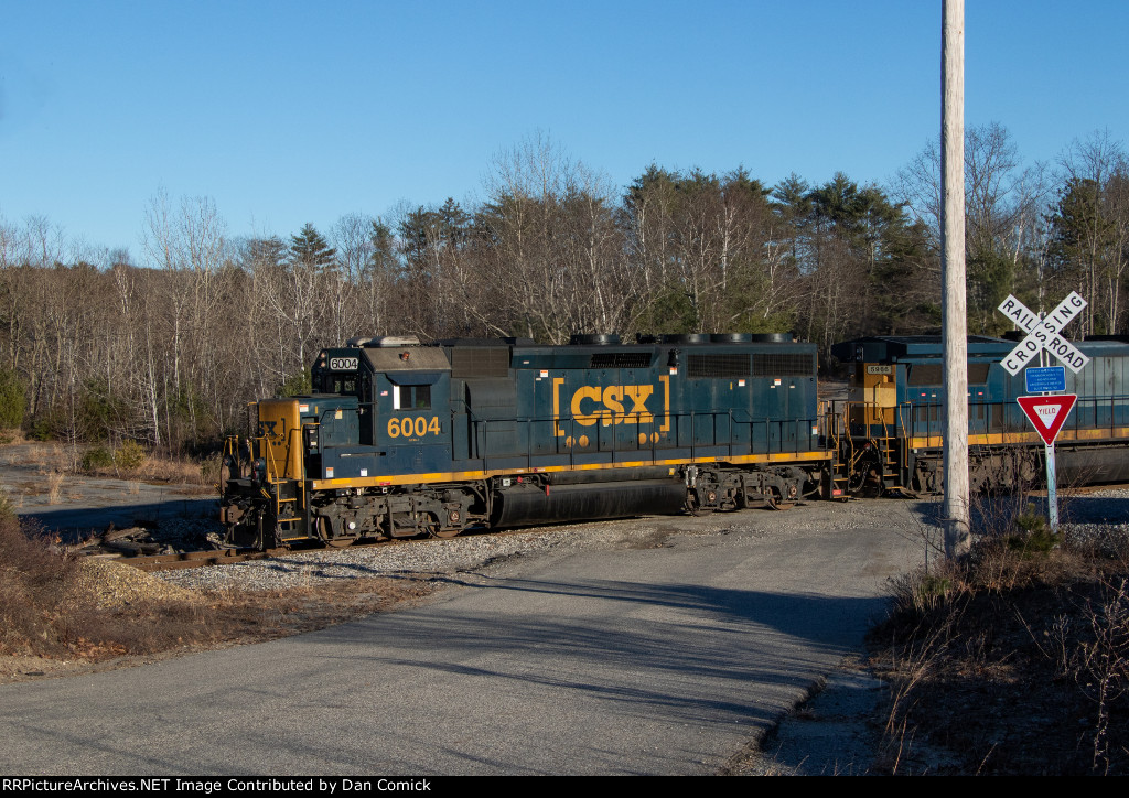 CSXT 6004 Leads L054 at Blue Rock Rd. in Leeds, ME